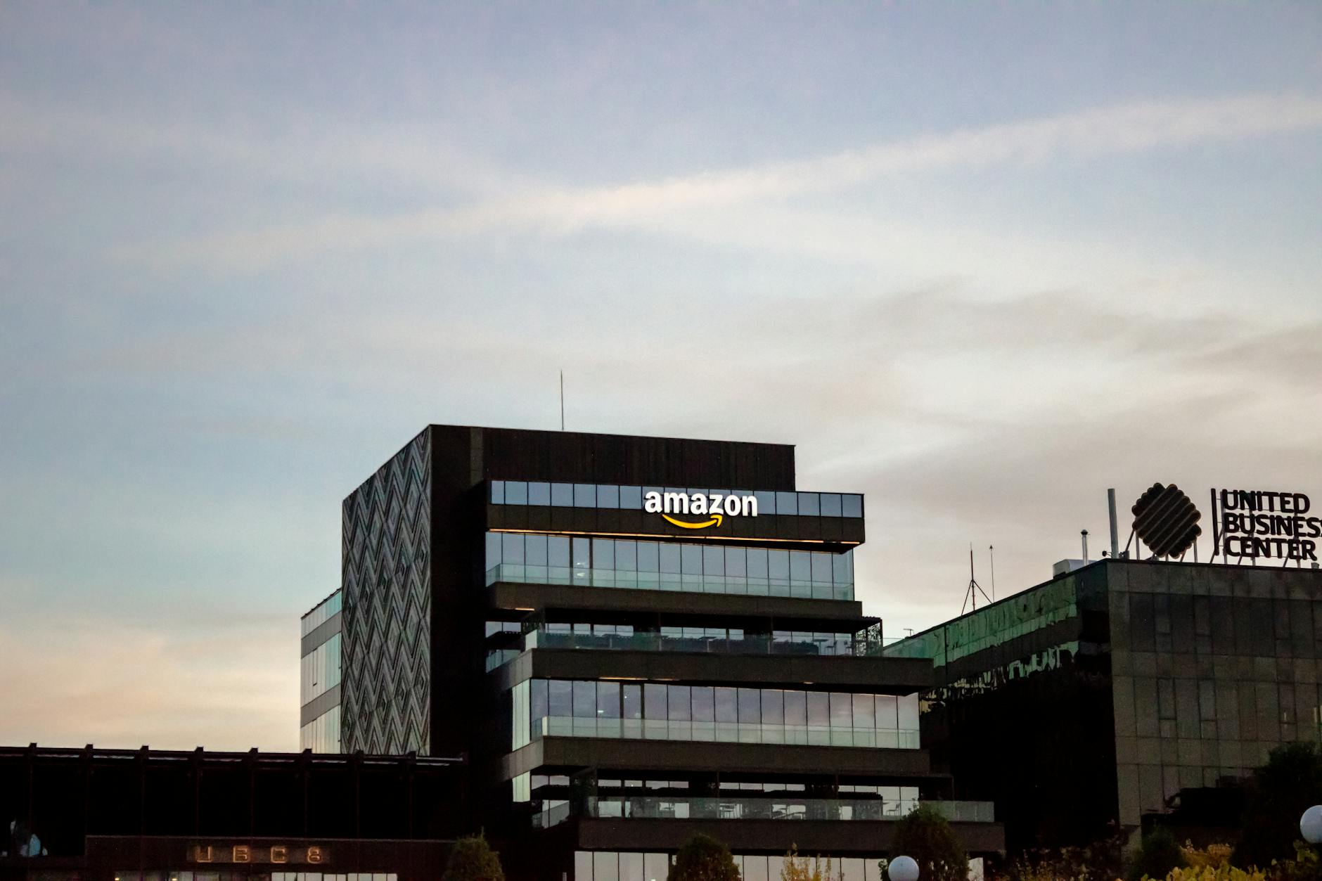 Amazon confirma filtración de datos de empleados a través de proveedor ...